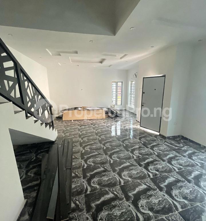 Buy 1 & 2 Bedroom Duplex... in Alaka Estate, Surulere Lagos (9HDGS ...