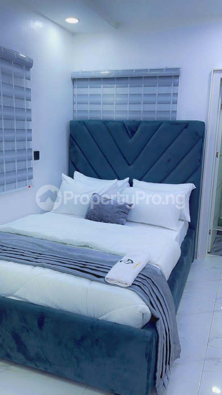 Shortlet 1 Bedroom Apartment in Ikeja GRA, Ikeja Lagos (2KCDB) | PropertyPro Nigeria