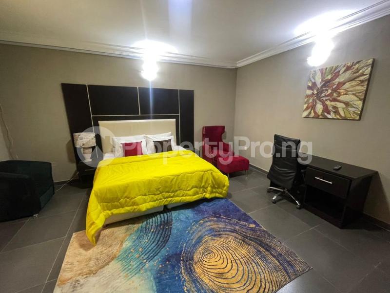 Shortlet 3 Bedroom Apartment in Ikeja GRA, Ikeja Lagos (8LDVY) | PropertyPro Nigeria