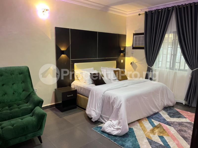 Shortlet 3 Bedroom Apartment in Ikeja GRA, Ikeja Lagos (2MMVH) | PropertyPro Nigeria