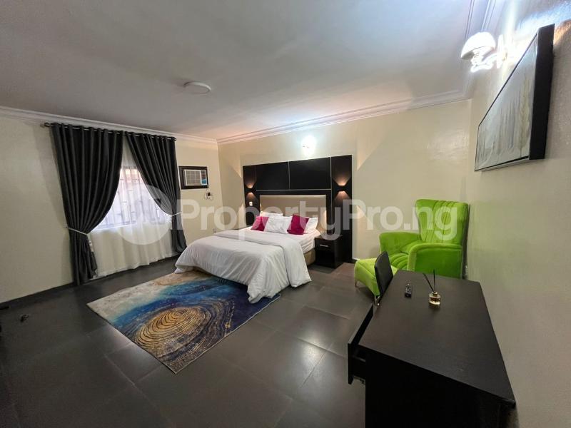 Shortlet 3 Bedroom Apartment in Ikeja GRA, Ikeja Lagos (2MMVH) | PropertyPro Nigeria