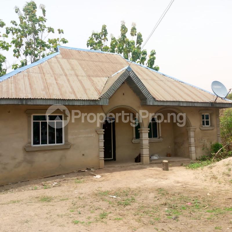 Buy 3 Bedroom Bungalow in Moniya, Ibadan Oyo (6LCCB) | PropertyPro Nigeria