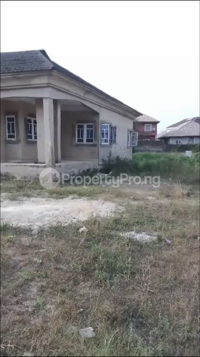 Buy 4 Bedrooms Bungalow in Magboro, Obafemi Owode Ogun (0MPPG ...