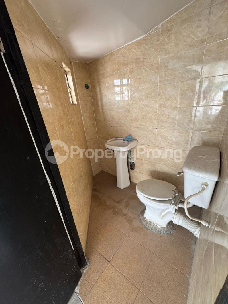 Rent Front Facing Shop In A Secure Environment in Lekki Phase 1, Lekki ...