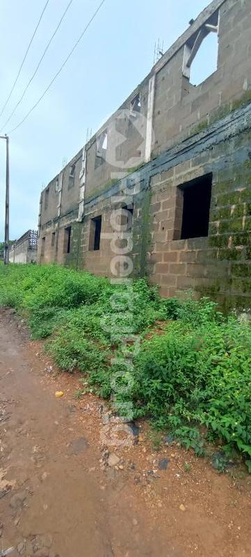 Buy 8 Units Of Uncompleted Room And Parlour Self Contained in Ibadan ...