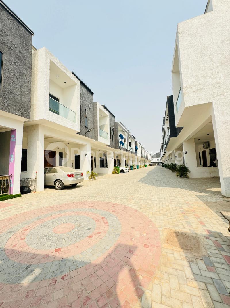 Buy 4 Bedroom Terraced House in Lekki Phase 2, Lekki Lagos (1MKEV ...