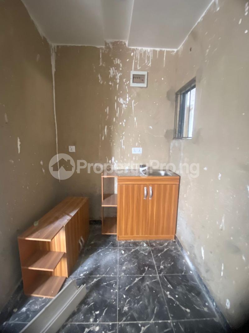 Rent Newly Built Room Self Contain in Shomolu Lagos (4NWZM ...