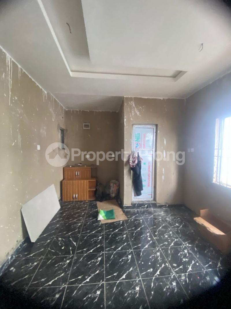 Rent Newly Built Room Self Contain in Shomolu Lagos (4NWZM ...