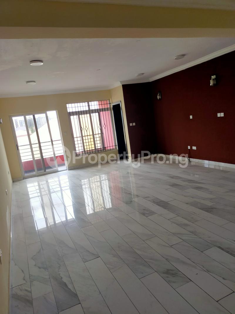 Rent Nice 3 Bedroom Flat Up With Bq At Dolphins Estate Ikoyi in Dolphin ...