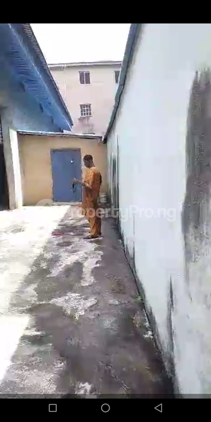 Rent Warehouse/ Church / Logistics/ Pick Up Delivery in Coker, Surulere ...